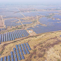 Energy transition in Asia beyond China: India and Korea seize green ...